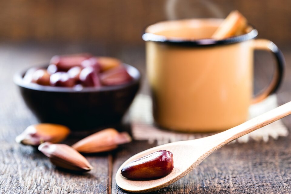 Top 8 Health Benefits of Mabroom Dates from Saudi Arabia | Mazare ...